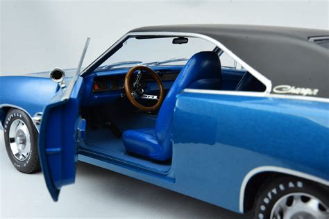 MINIATURA CARRO DODGE CHARGER 500 1970 Hobby Ciência