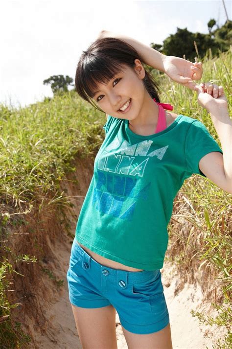 Japanese Bikini2011 Erina Mano Cuteness