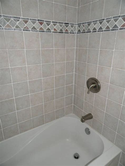 30 Tile Around Bathtub Ideas DECOOMO