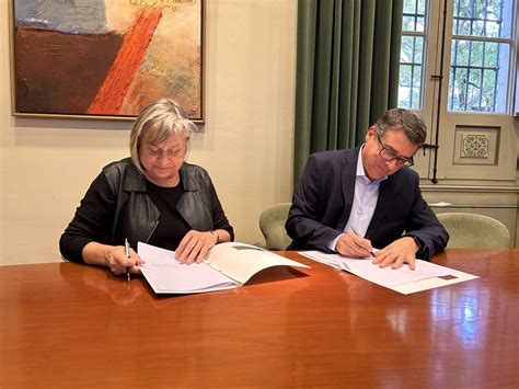 IEC On Twitter L Iec I L Accpolitica Han Signat Avui Un Conveni De