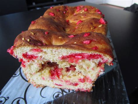 Petite Cuisine Gourmande Brioche Aux Pralines Roses