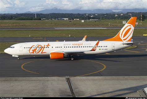 PR GUA GOL Transportes Aéreos Boeing 737 8EH WL Photo by Lucas Sérgio
