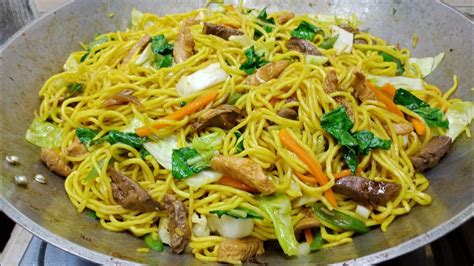 Hindi Ko Inakala Na Mas Masarap Pala Ang Ganitong Pancit Simpleng