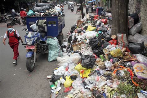 FOTO Tumpukan Sampah Kota Bandung