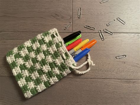 FREE Checkerboard Crochet Pouch Crochet Pattern Ribblr