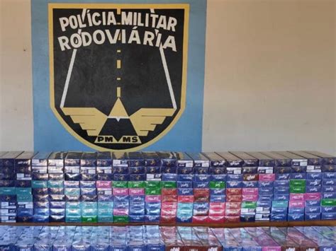 Homem é preso após ser flagrado transportando 720 pacotes de essência