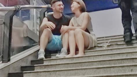 4K街拍深圳夜生活又一个妞被洋人泡走了4k walk chinaBar StreetNightlifeshenzhen city