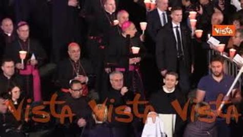 La Tradizionale Via Crucis Di Roma Al Colosseo Il Tempo