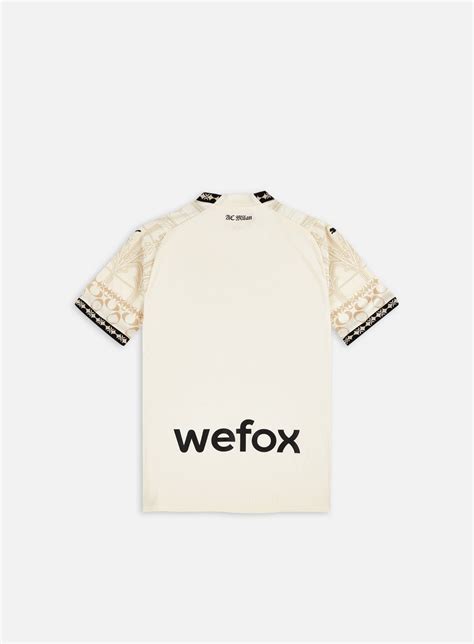 La Cuarta Camiseta Del Milan Milan Adictos