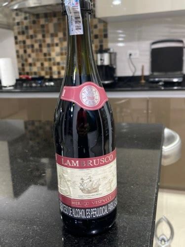 Amerigo Vespucci Lambrusco Frizzante Rosso Amabile Vivino