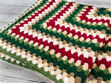 Classic Christmas Infinity Granny Square Etsy