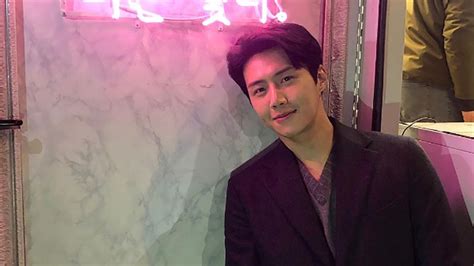 Link Tiket Fan Meeting Kim Seon Ho Jakarta Harga Caranya