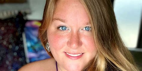 Trolls Told Me I Looked Pregnant Now I Earn Thousands From My Cam Girl Videos Indy100