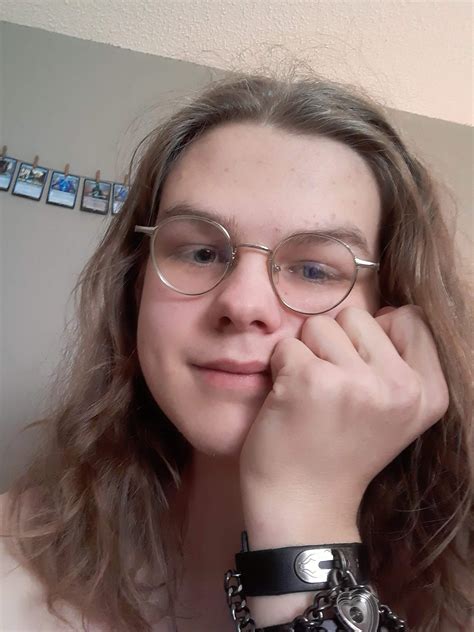 Do You Think Id Be Good At Sucking Black Cock😉 Scrolller