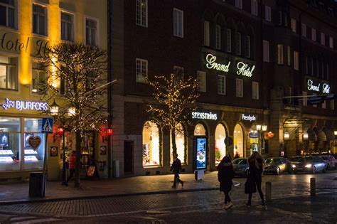 Wallpaper City Street Cityscape Night Road Evening Town