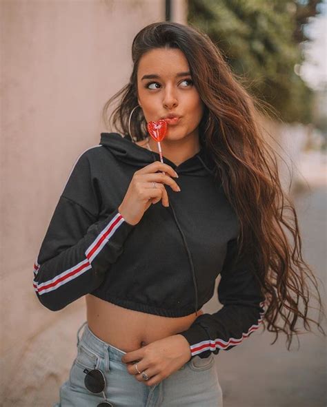 Marta Diaz En Instagram Sweet Disaster Pic Danphto