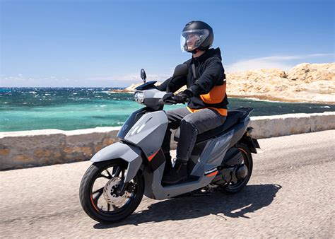 Scooter Tweet Active Euro Peugeot Motocycles