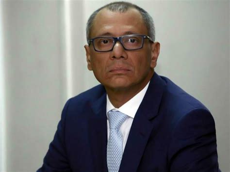 Ecuador solicita permiso para ingresar a la Embajada de México en Quito
