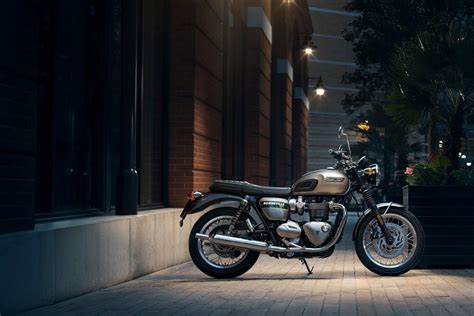 Triumph Bonneville Gold Line Edition 2022 Motori Prezzi E Caratteristiche
