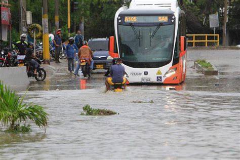 Casi 100 municipios están en alerta roja por riesgo de inundación o
