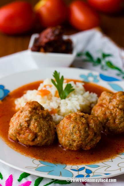 Albóndigas en Salsa de Chile Chipotle Receta Cocina Muy Facil