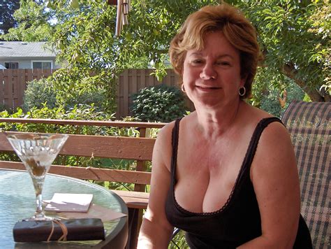 Diane Sexy Canadian GILF Slut Photo 82 82 X3vid
