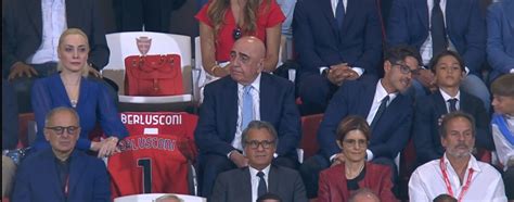 Trofeo Berlusconi Il Ritorno In Pubblico Di Marta Fascina A Monza Tg La