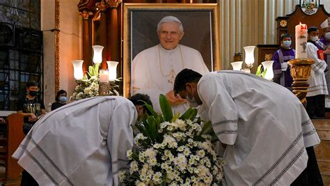 Histórico funeral de Benedicto XVI el primer pontífice en renunciar en