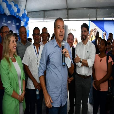Totalmente requalificada Policlínica Municipal é inaugurada em Alagoinhas