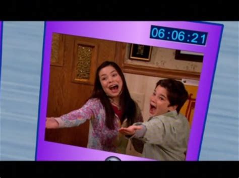 Picture Of Miranda Cosgrove In ICarly Season 1 Miranda Cosgrove