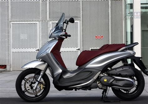 Piaggio Beverly 350 S ABS 2019 20 Prezzo E Scheda Tecnica Moto It