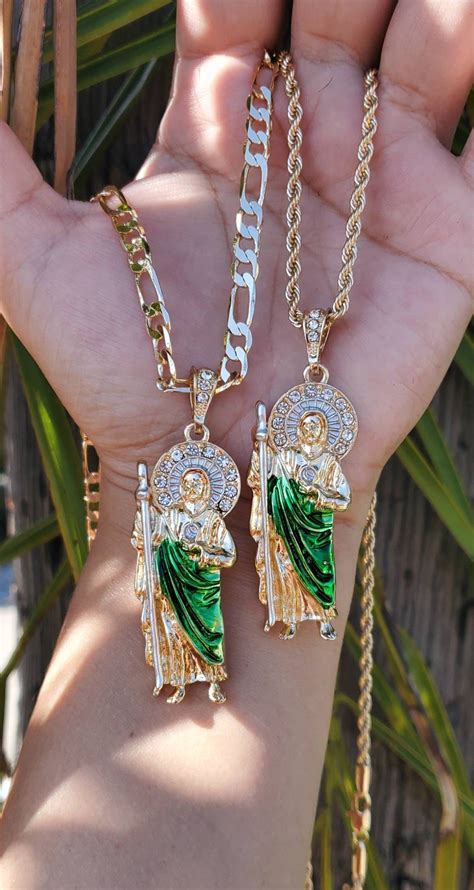 San Judas Verde Con Cadena Etsy