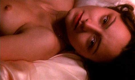 Naked Maria De Medeiros In Henry June