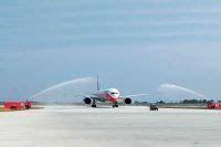 Primeiro avião aterra no Novo Aeroporto Internacional de Luanda em vôo