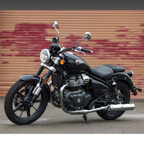 EICMA 2022 Royal Enfield Super Meteor 650 Explained In 44 OFF