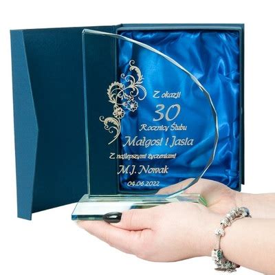Statuetka Szklana Lub Wesele Prezent Grawer Oficjalne