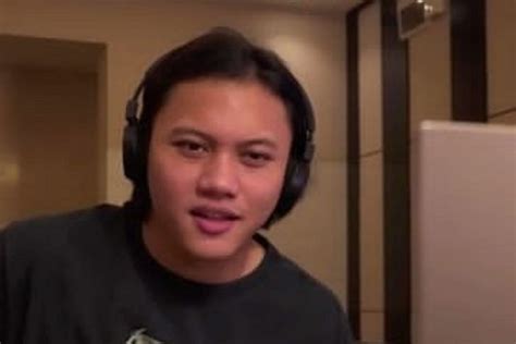 Biodata Lengkap Rizky Febian Keluarga Perjalanan Karir Dan Fakta