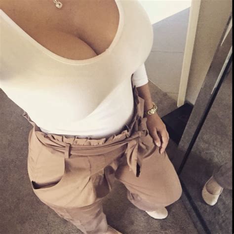 Thumbs Pro Aphroditesroom 40 Oz Bounce Ms Juicy Sara Jay