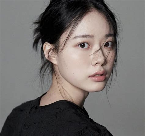 13살 소녀에게 머리 눈썹 모두 밀게 한 파묘 장재현 감독 네이트뷰