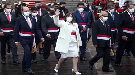 Vicepresidenta de Perú en toma de posesión de Petro Radio America VE
