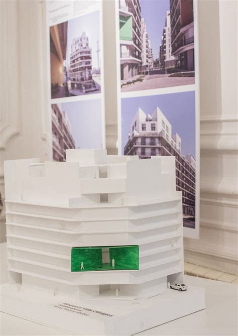 Por Un 2020 Donde Sigamos Construyendo Una Facultad Actualizada Y
