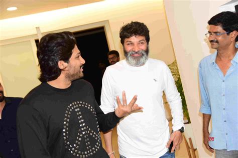 Allu Arjun And Allu Aravind S Sye Raa Narasimha Reddy Movie Grand