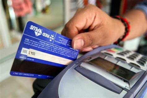 Seis ventajas de usar tarjeta débito PQS