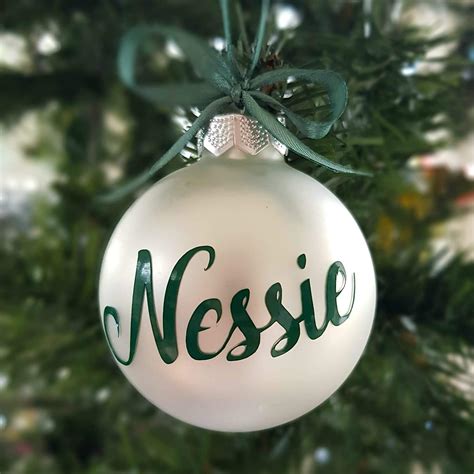 Wunschtext Silber Weihnachtskugel mit personalisiertem Namen Waldgrün
