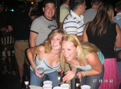 Beer Pong Gets Heated With These Girls 70 Pics Izispicy