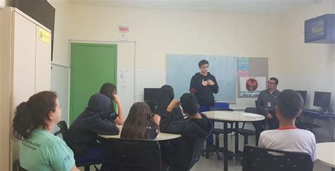 Alunos Da Rede Municipal De Crici Ma Passam A Contar Curso De Orat Ria