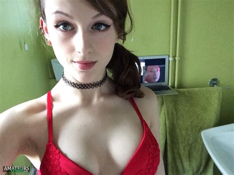 Teen Bra Cleavage