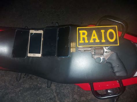 CPRaio Da PMCE Prende Suspeito De Roubo E Recupera Aparelhos Celulares