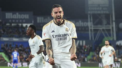 Atención Real Madrid Joselu tiene una novia en España