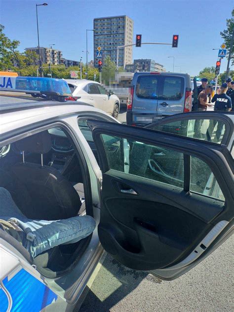 Policjanci z Targówka odzyskali skradzione auto i zatrzymali